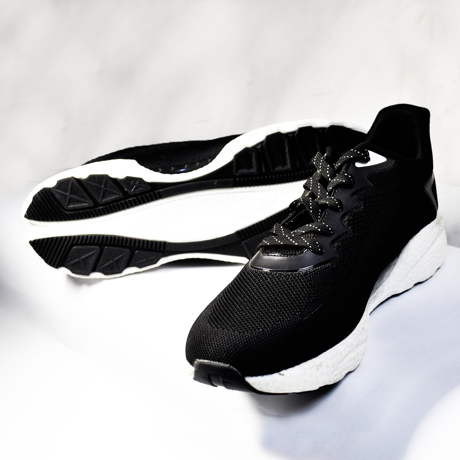 Levoro - Black - Happy Feet Store